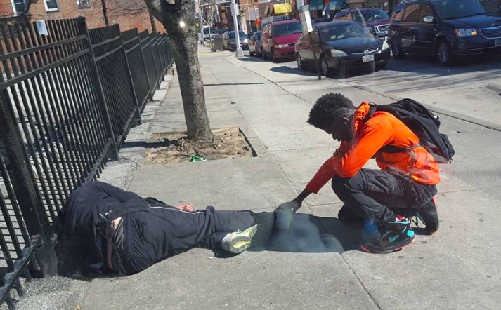 Photo of Teen Praying Over Homeless Man in Baltimore Goes Viral ...
